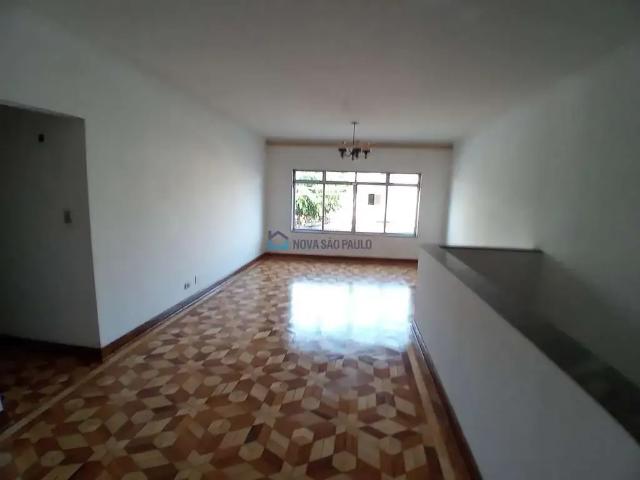 Casa / Sobrado para Locação em São Paulo/SP Vila Talarico 3 Quartos