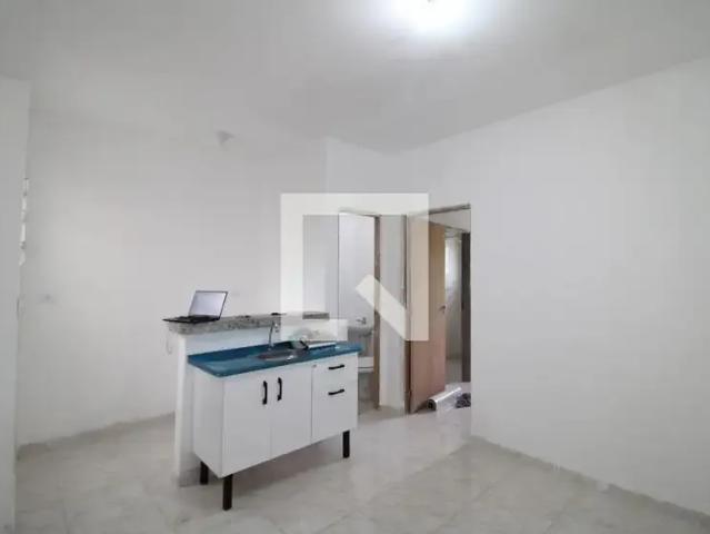 Casa / Sobrado para Locação em São Paulo/SP Vila Amália 2 Quartos
