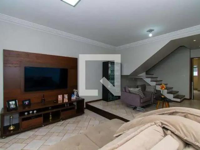 Casa / Sobrado para Locação em São Paulo/SP Vila Antonieta 3 Quartos