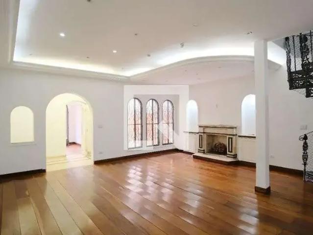 Casa / Sobrado para Locação em São Paulo/SP Vila Aricanduva 5 Quartos