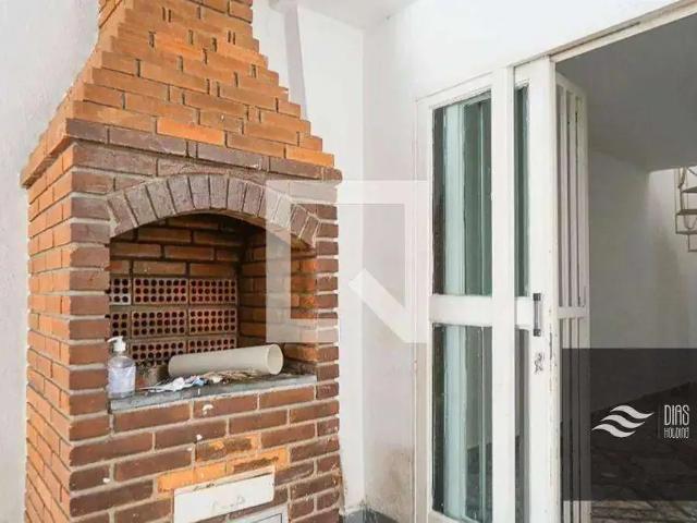 Casa / Sobrado para Locação em São Paulo/SP Vila Azevedo 4 Quartos