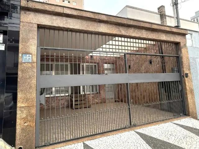 Casa / Sobrado para Locação em São Paulo/SP Vila Azevedo 5 Quartos