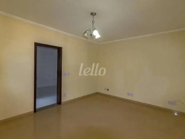 Casa / Sobrado para Locação em São Paulo/SP Vila Bertioga 2 Quartos