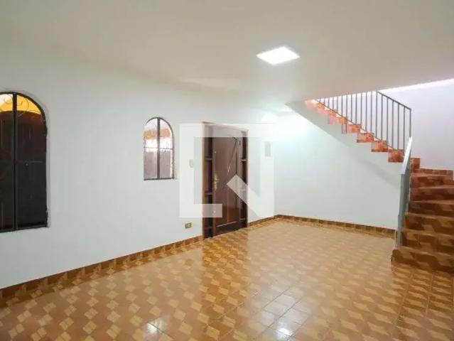 Casa / Sobrado para Locação em São Paulo/SP Vila Carrão 3 Quartos