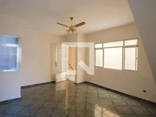 Casa / Sobrado para Locação em São Paulo/SP Vila Carrão 2 Quartos