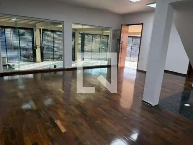 Casa / Sobrado para Locação em São Paulo/SP Vila Carrão 2 Quartos