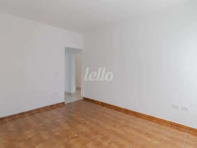 Casa / Sobrado para Locação em São Paulo/SP Vila Carrão 2 Quartos
