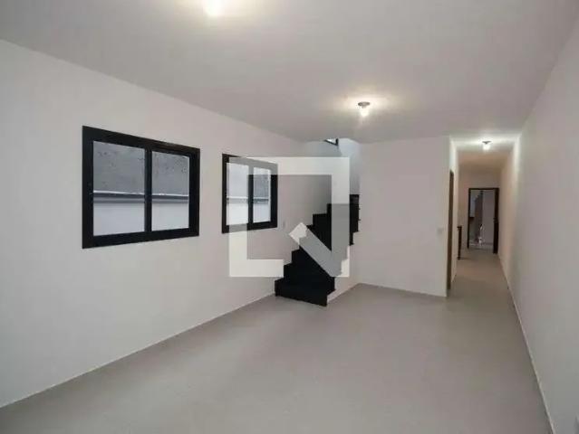 Casa / Sobrado para Locação em São Paulo/SP Vila Constança 3 Quartos