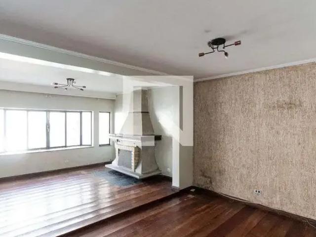 Casa / Sobrado para Locação em São Paulo/SP Vila Constança 3 Quartos