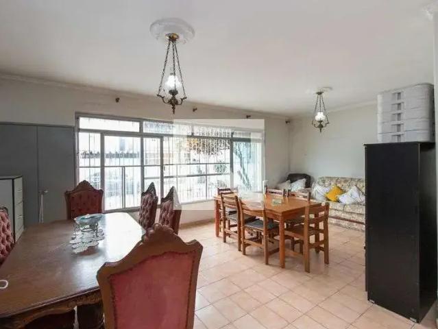 Casa / Sobrado para Locação em São Paulo/SP Vila Constança 10 Quartos