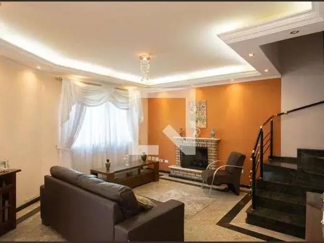 Casa / Sobrado para Locação em São Paulo/SP Vila Constança 6 Quartos