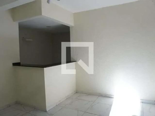 Casa / Sobrado para Locação em São Paulo/SP Vila Cosmopolita 2 Quartos