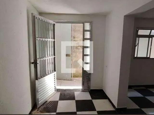 Casa / Sobrado para Locação em São Paulo/SP Vila Cosmopolita 2 Quartos