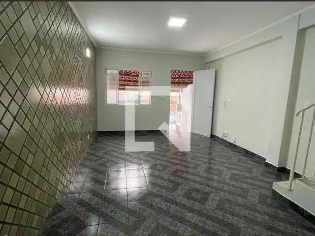 Casa / Sobrado para Locação em São Paulo/SP Vila Dionisia 4 Quartos