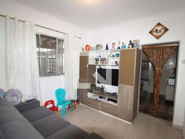 Casa / Sobrado para Locação em São Paulo/SP Vila Diva 4 Quartos