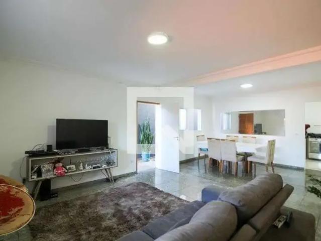 Casa / Sobrado para Locação em São Paulo/SP Vila do Castelo 3 Quartos