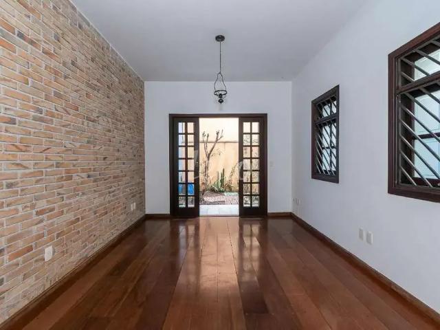 Casa / Sobrado para Locação em São Paulo/SP Vila Ema 3 Quartos