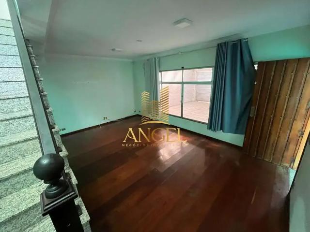 Casa / Sobrado para Locação em São Paulo/SP Vila Ema 5 Quartos