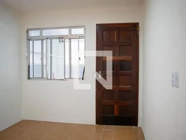 Casa / Sobrado para Locação em São Paulo/SP Vila Esperança 2 Quartos