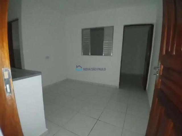 Casa / Sobrado para Locação em São Paulo/SP Vila Fachini 1 Quartos