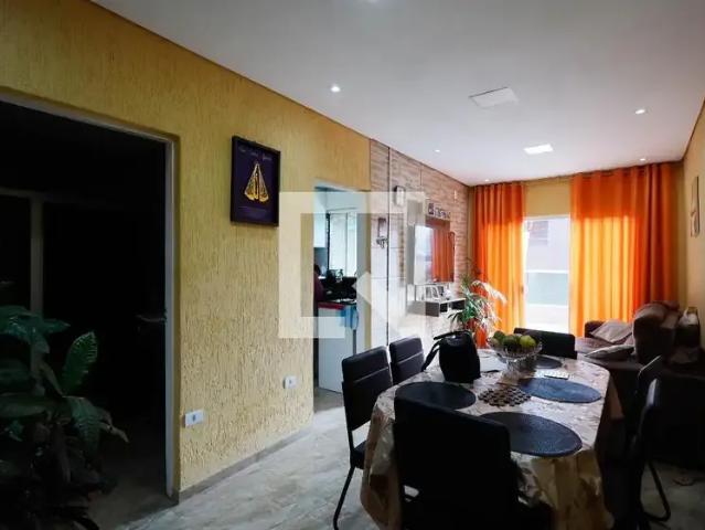 Casa / Sobrado para Locação em São Paulo/SP Vila Fidalgo 3 Quartos