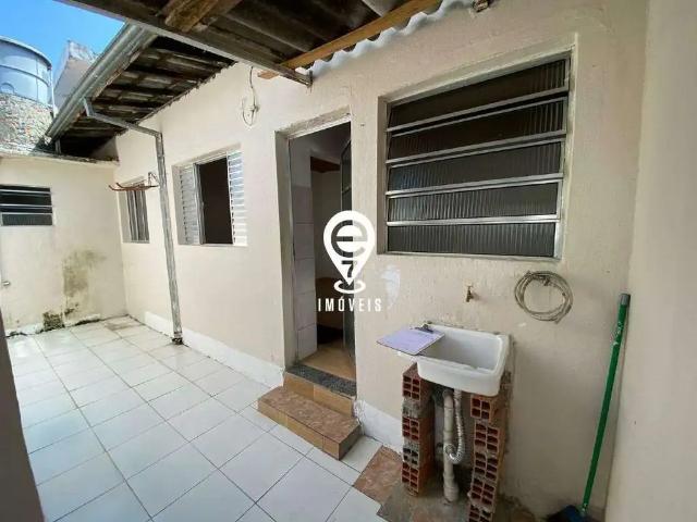Casa / Sobrado para Locação em São Paulo/SP Vila Guarani 1 Quartos