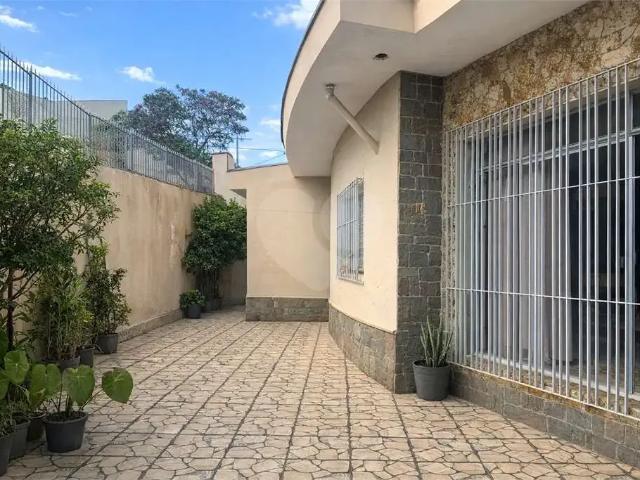 Casa / Sobrado para Locação em São Paulo/SP Vila Guedes 3 Quartos