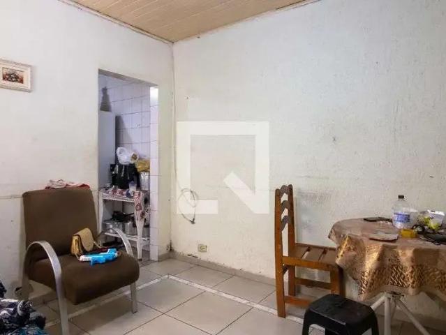 Casa / Sobrado para Locação em São Paulo/SP Vila Guilhermina 2 Quartos