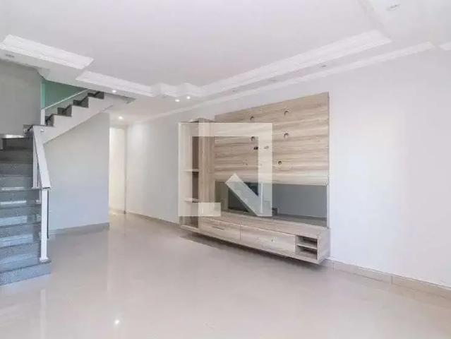 Casa / Sobrado para Locação em São Paulo/SP Vila Guilhermina 3 Quartos