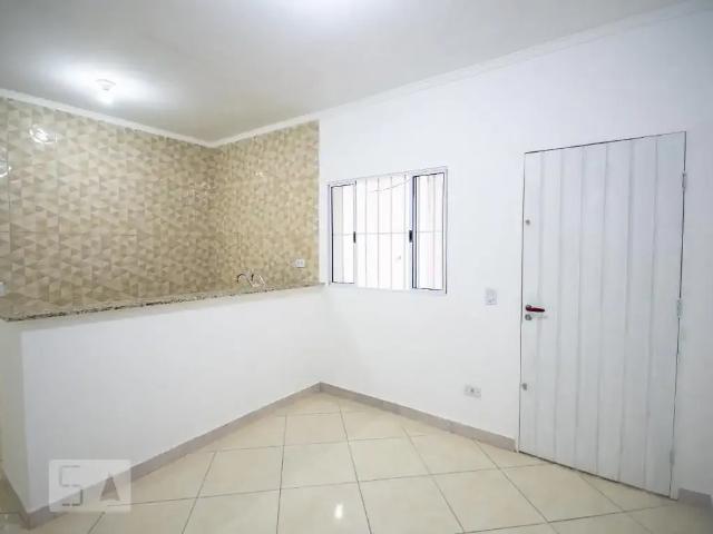 Casa / Sobrado para Locação em São Paulo/SP Vila Gustavo 1 Quartos