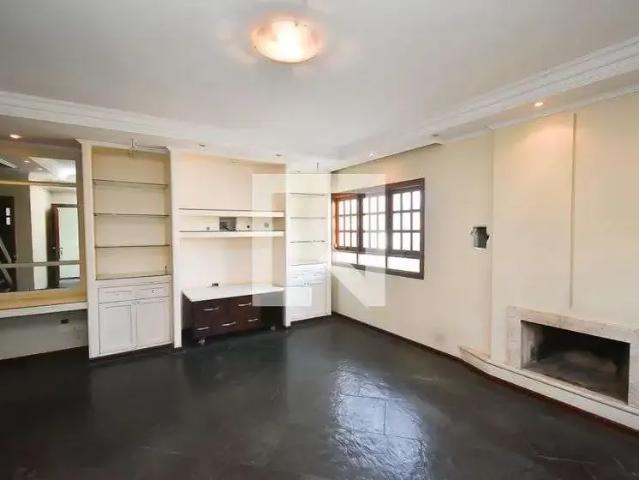 Casa / Sobrado para Locação em São Paulo/SP Vila Gustavo 3 Quartos
