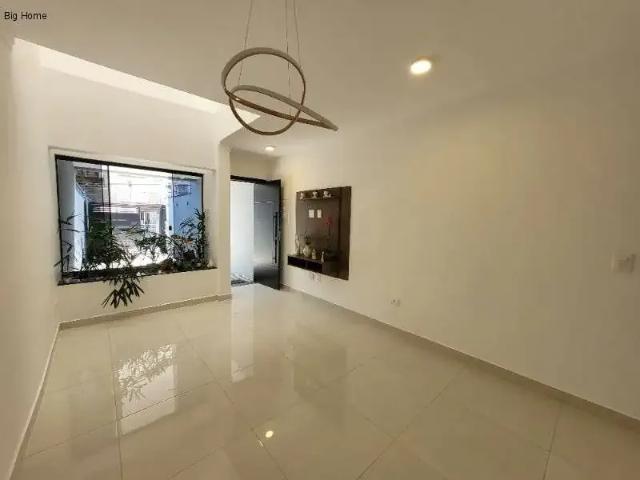 Casa / Sobrado para Locação em São Paulo/SP Vila Isolina Mazzei 3 Quartos