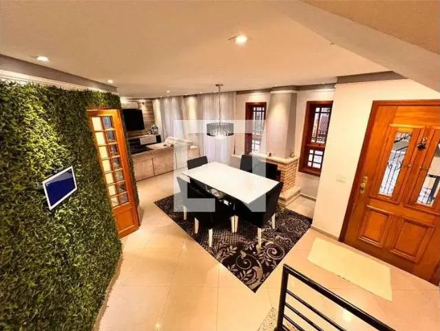 Casa / Sobrado para Locação em São Paulo/SP Vila Irmãos Arnoni 3 Quartos