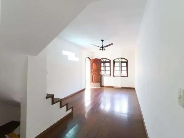 Casa / Sobrado para Locação em São Paulo/SP Vila Irmãos Arnoni 4 Quartos
