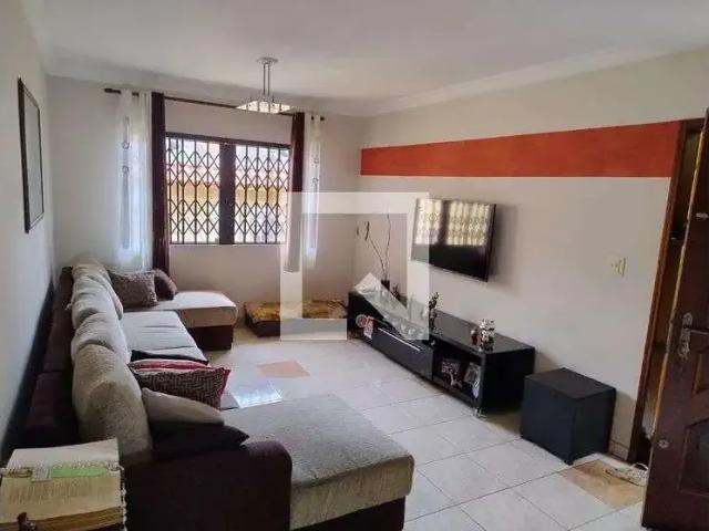 Casa / Sobrado para Locação em São Paulo/SP Vila Jacuí 4 Quartos