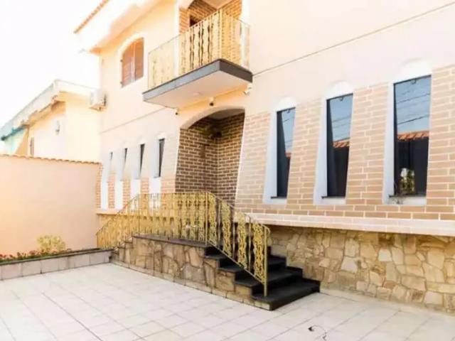 Casa / Sobrado para Locação em São Paulo/SP Vila Jacuí 5 Quartos