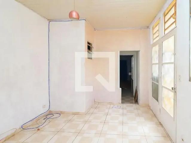 Casa / Sobrado para Locação em São Paulo/SP Vila Jacuí 1 Quartos
