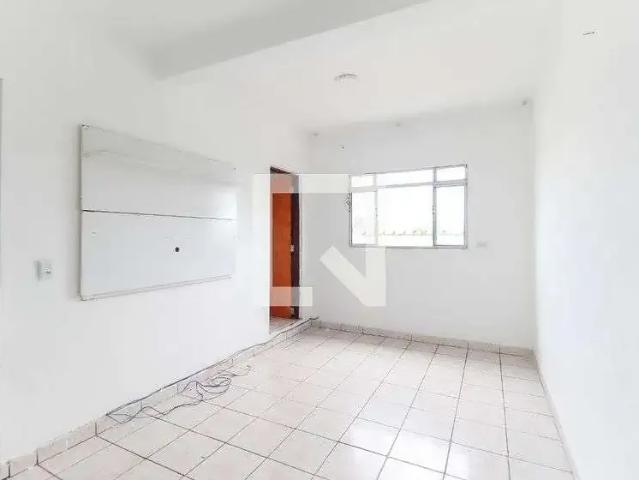 Casa / Sobrado para Locação em São Paulo/SP Vila Jacuí 2 Quartos