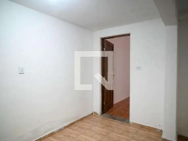 Casa / Sobrado para Locação em São Paulo/SP Vila Liviero 1 Quartos