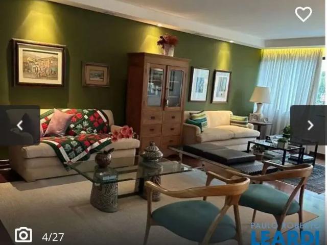 Casa / Sobrado para Locação em São Paulo/SP Vila Madalena 4 Quartos