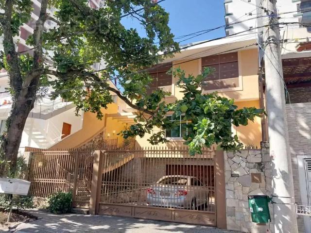 Casa / Sobrado para Locação em São Paulo/SP Vila Madalena 3 Quartos
