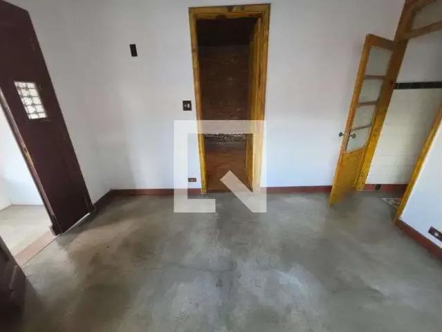 Casa / Sobrado para Locação em São Paulo/SP Vila Madalena 3 Quartos