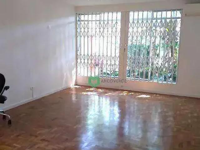 Casa / Sobrado para Locação em São Paulo/SP Vila Madalena 3 Quartos