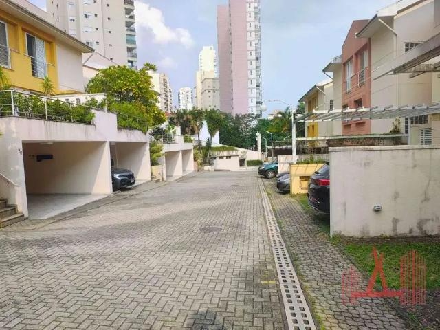 Casa / Sobrado para Locação em São Paulo/SP Vila Mariana 3 Quartos