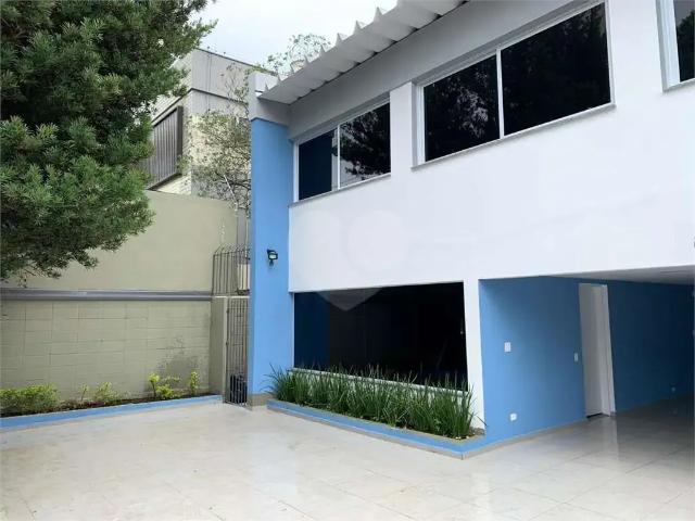 Casa / Sobrado para Locação em São Paulo/SP Vila Mariana 5 Quartos
