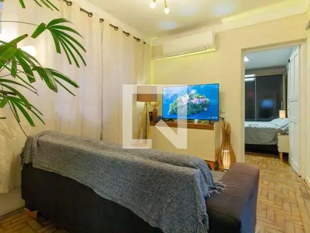 Casa / Sobrado para Locação em São Paulo/SP Vila Matilde 2 Quartos
