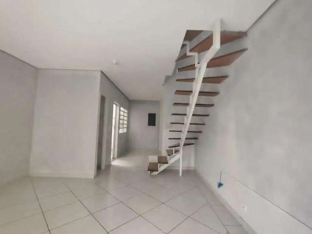 Casa / Sobrado para Locação em São Paulo/SP Vila Monumento 2 Quartos