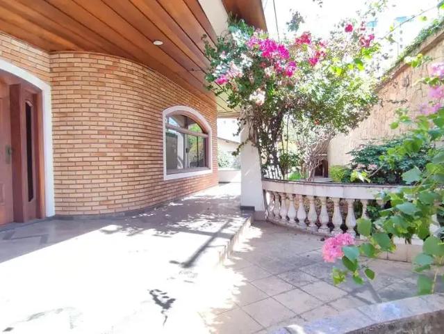Casa / Sobrado para Locação em São Paulo/SP Vila Moinho Velho 4 Quartos