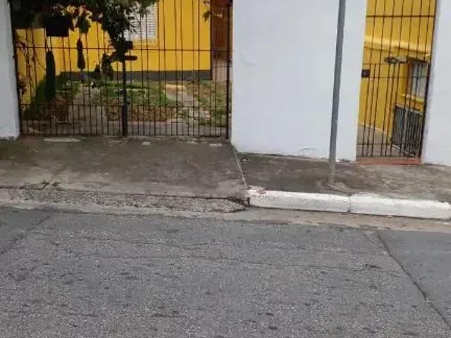 Casa / Sobrado para Locação em São Paulo/SP Vila Nhocune 1 Quartos