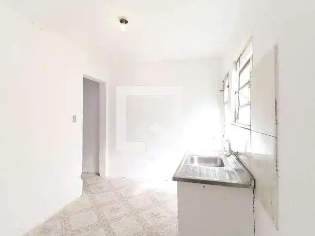 Casa / Sobrado para Locação em São Paulo/SP Vila Nova Galvão 1 Quartos